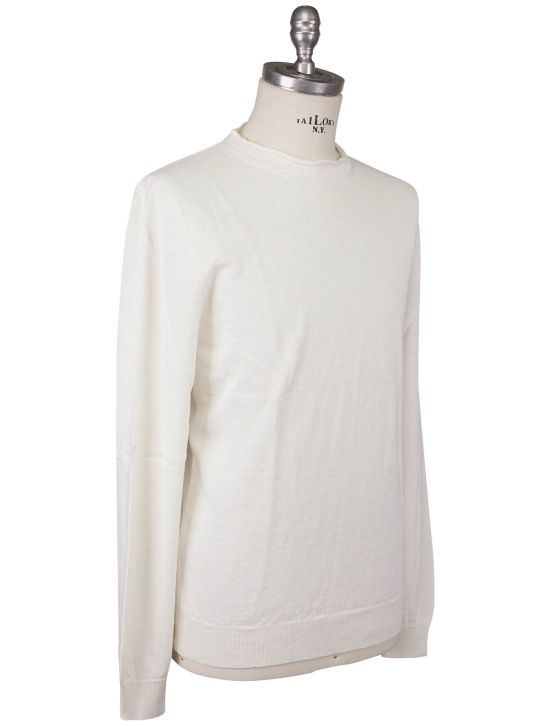 How to Wear White: All White Party Tips, Outfits & Attire Guide | IsuiT